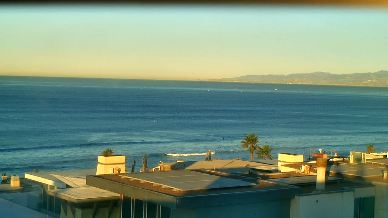 North Manhattan Beach Roving Surf Cam (Snapshot image) - HDOnTap